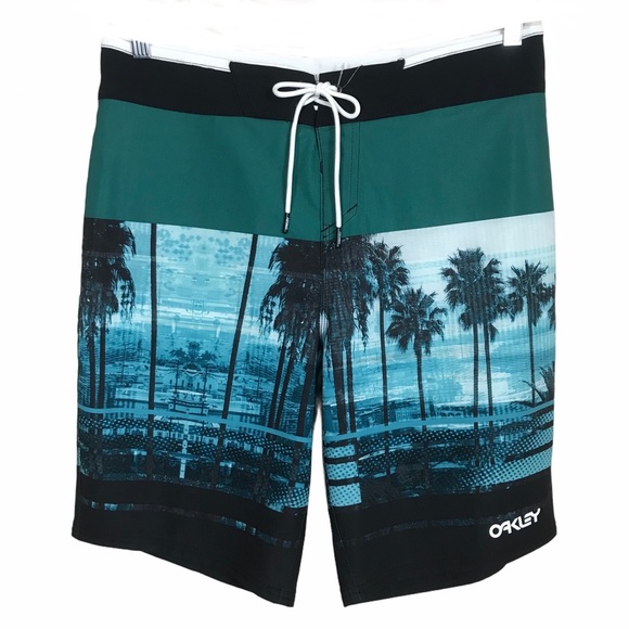 Oakley | Swim | Oakley California Board Shorts Blackout 2 Sz 36 | Poshmark